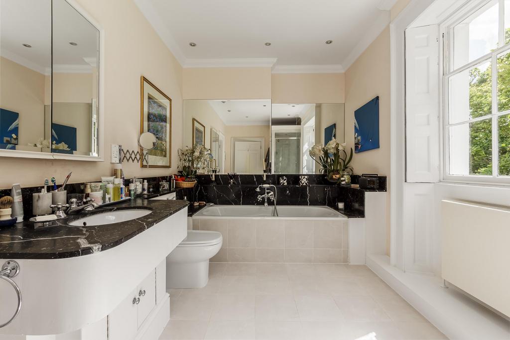Pennis Lane, Fawkham, Kent, DA3 4 bed detached house for sale - £1,950,000