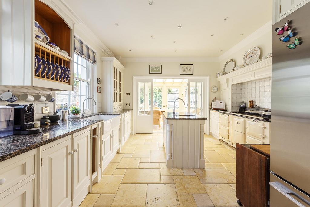 Pennis Lane, Fawkham, Kent, DA3 4 bed detached house for sale - £1,950,000