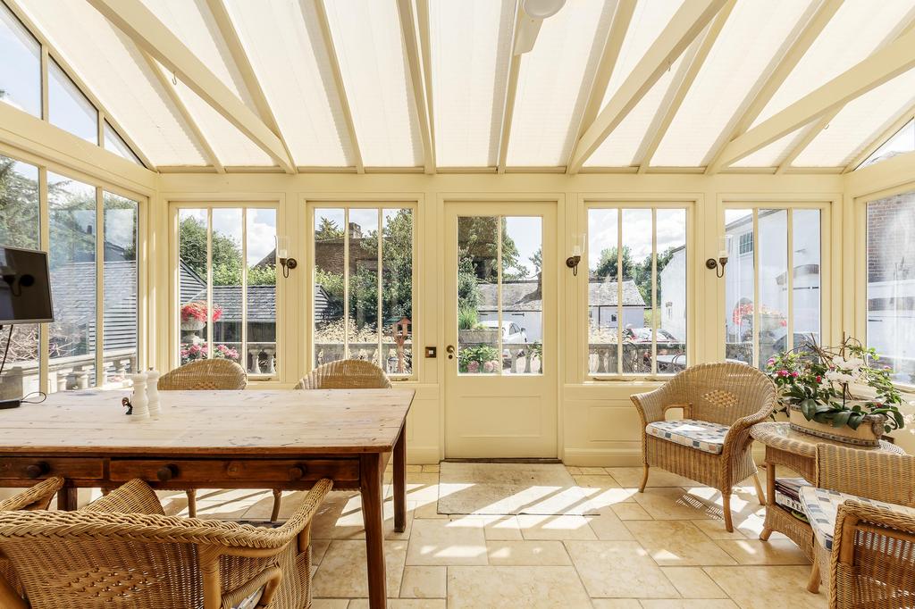 Pennis Lane, Fawkham, Kent, DA3 4 bed detached house for sale - £1,950,000