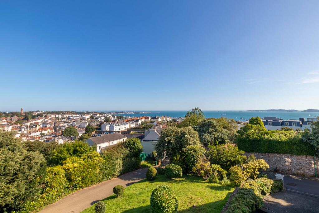 Les Vardes, St. Peter Port, Guernsey 4 bed terraced house - £1,195,000