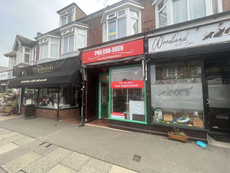 SHOP TO LET - STATION ROAD, BIRCHINGTON Property - £625 pcm (£144 pw)