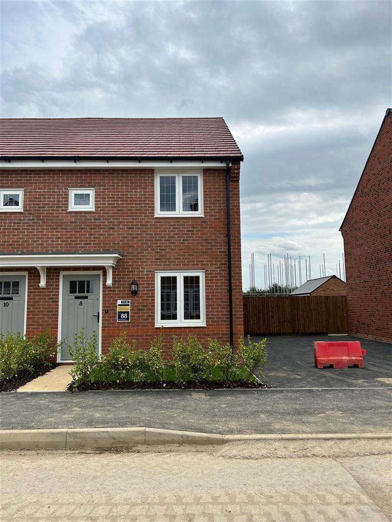 Sorrel Street, Gloucester GL2 2 bed semi-detached house - £102,000