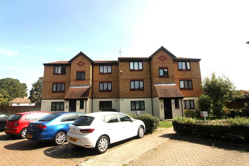 Mullards Close, Mitcham 1 bed property - £195,000