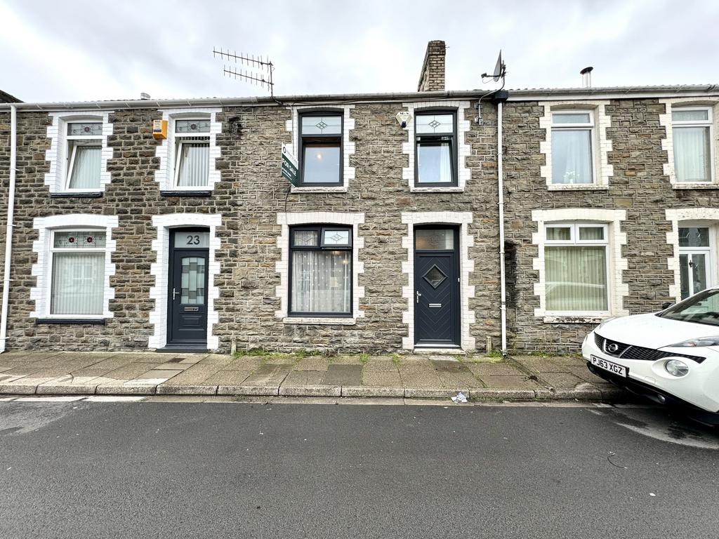Merthyr Tydfil CF47 3 bed terraced house - £150,000