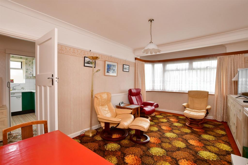 Kenmure Avenue Patcham Brighton East Sussex 2 Bed Semi Detached