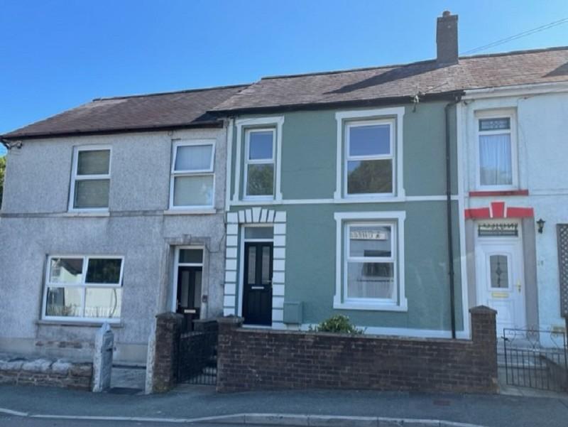 Heol Cennen, Ffairfach, Llandeilo... 3 bed terraced house - £189,950