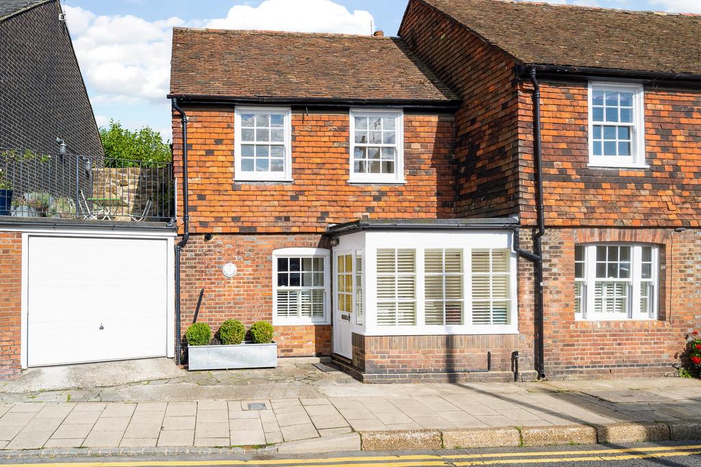Wish Ward, Rye, East Sussex TN31 7DH 2 bed cottage - £365,000
