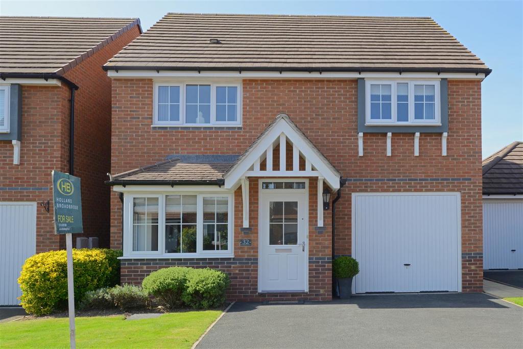 Whinberry Drive, Bowbrook Meadows... 4 bed detached house - £395,000