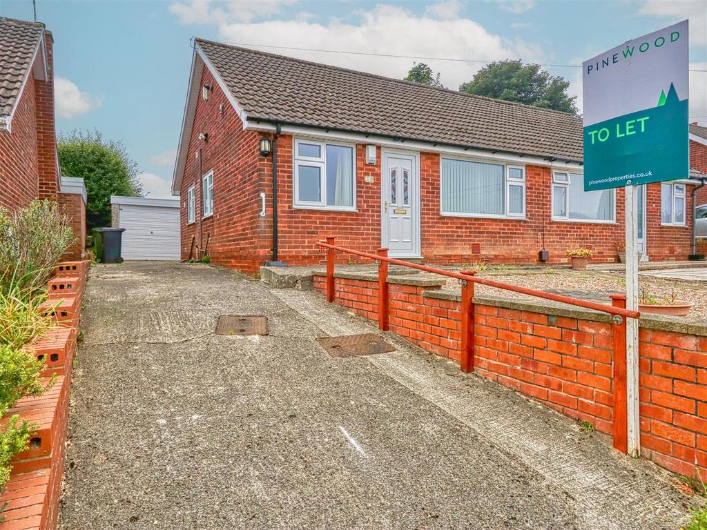 Howard Drive, Chesterfield S41 2 bed semi-detached bungalow - £725 pcm ...