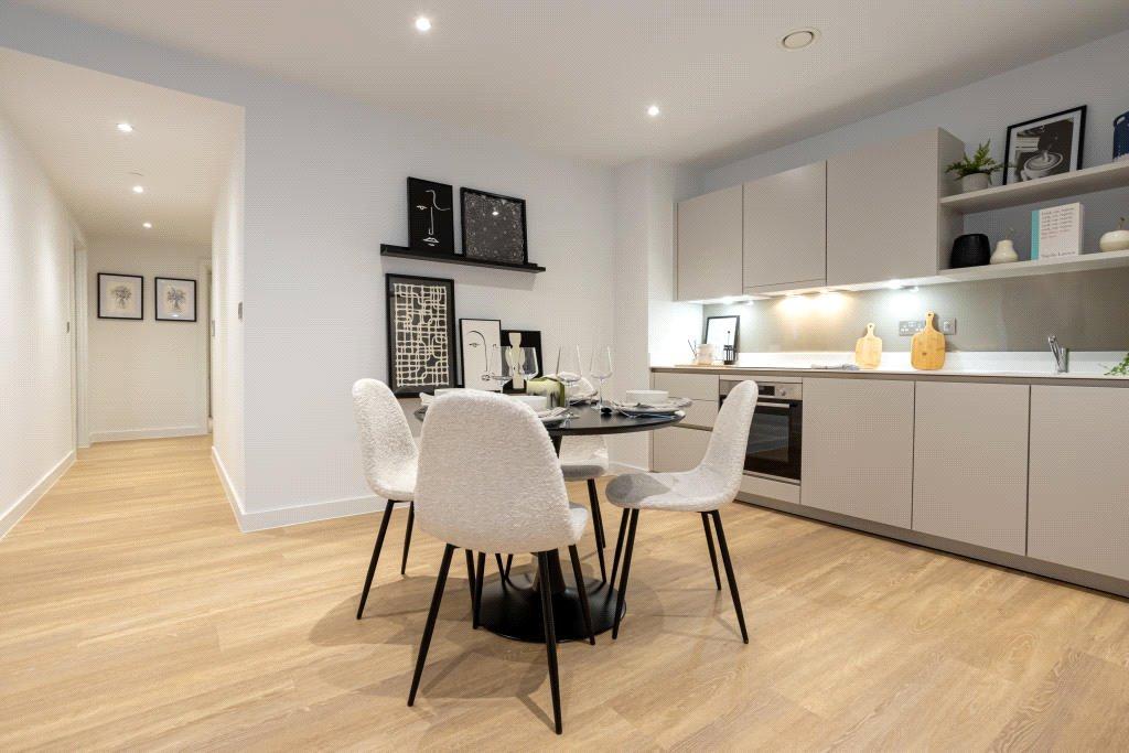 White Post Lane, Hackney Wick, E9 1 bed apartment - £2,448 pcm (£565 pw)