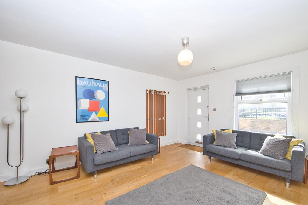 Trinity Square, Margate, CT9 3 bed terraced house - £350,000