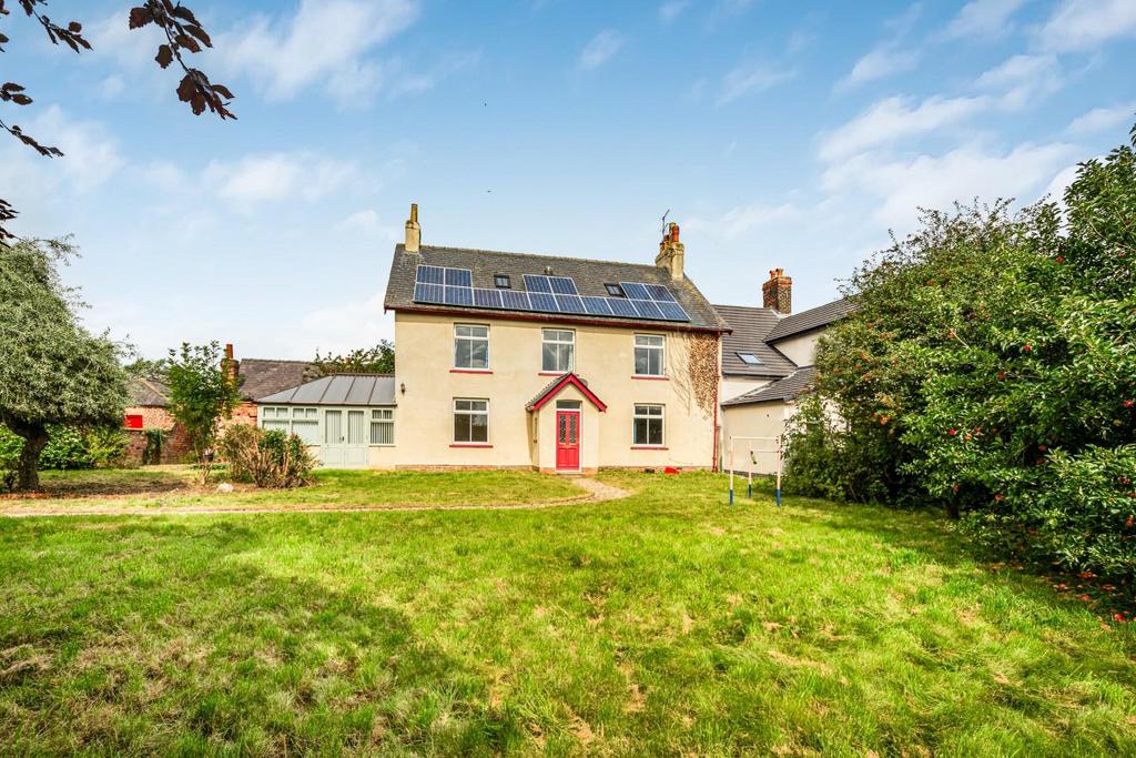 Grange Road, Leconfield, Beverley 5 bed semi-detached house - £600,000
