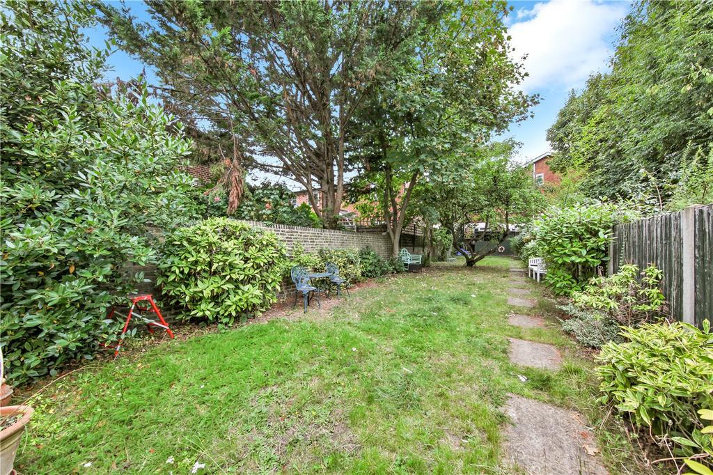 Madeley Road, London, W5 3 bed apartment - £975,000