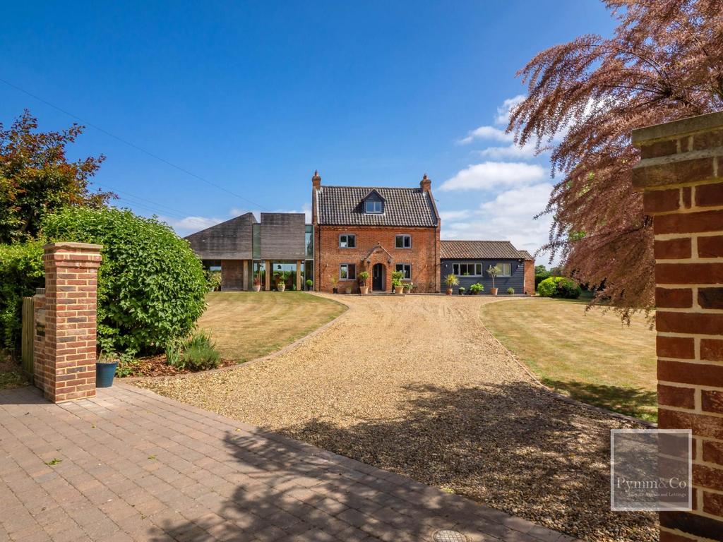 Weston Green Road, Norwich NR9 4 bed detached house for sale - £900,000