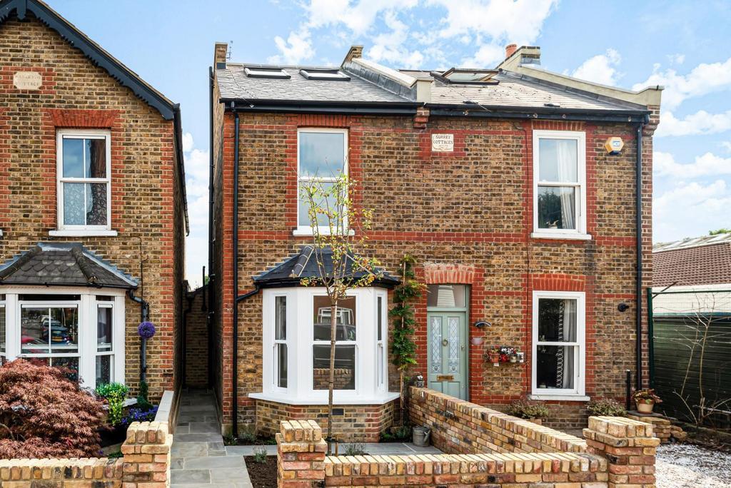 Acre Road, Kingston Upon Thames, KT2 3 bed semi-detached house - £3,200 ...