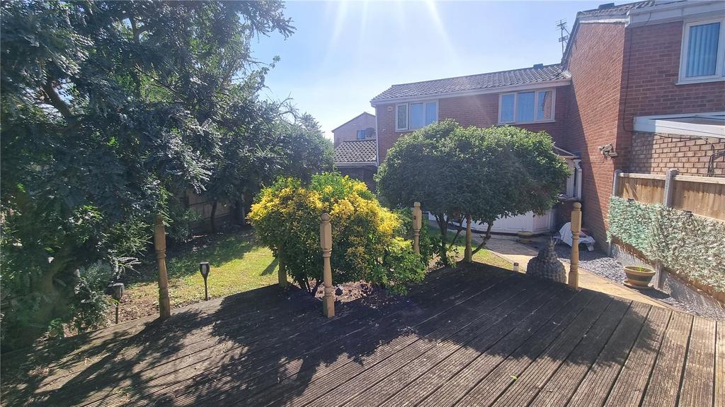 Millhaven Close Chadwell Heath Rm6 3 Bed End Of Terrace House £500 000