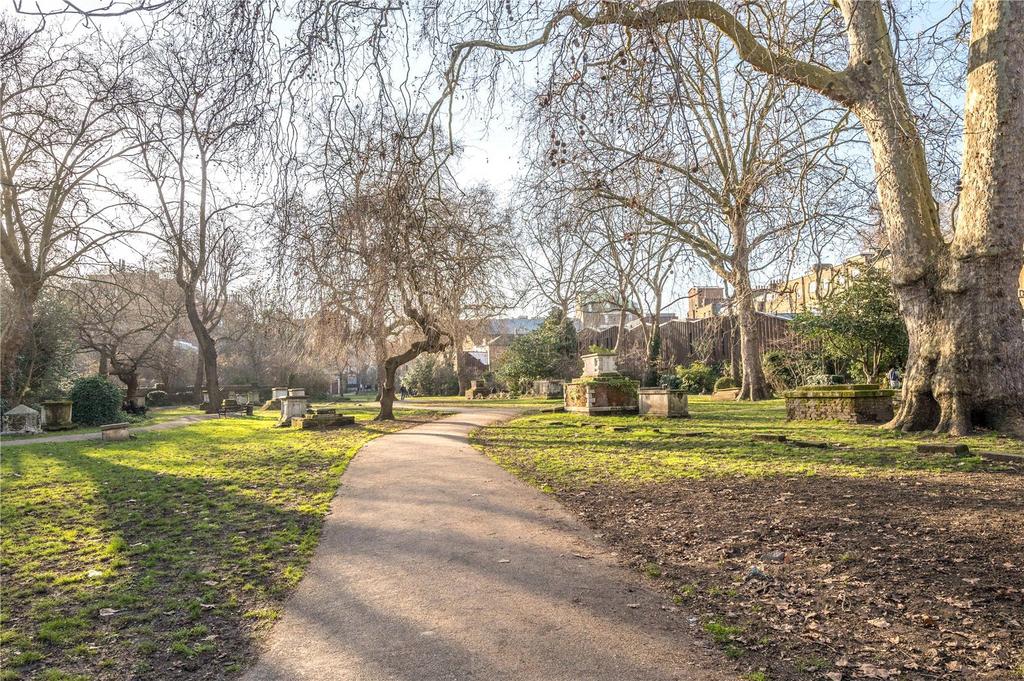 Regent Square, London, WC1H 1 bed apartment - £2,383 pcm (£550 pw)