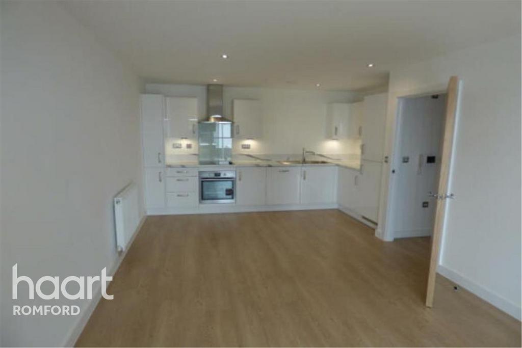 Priory Court - Wideford Drive - RM7 2 bed flat - £1,800 pcm (£415 pw)