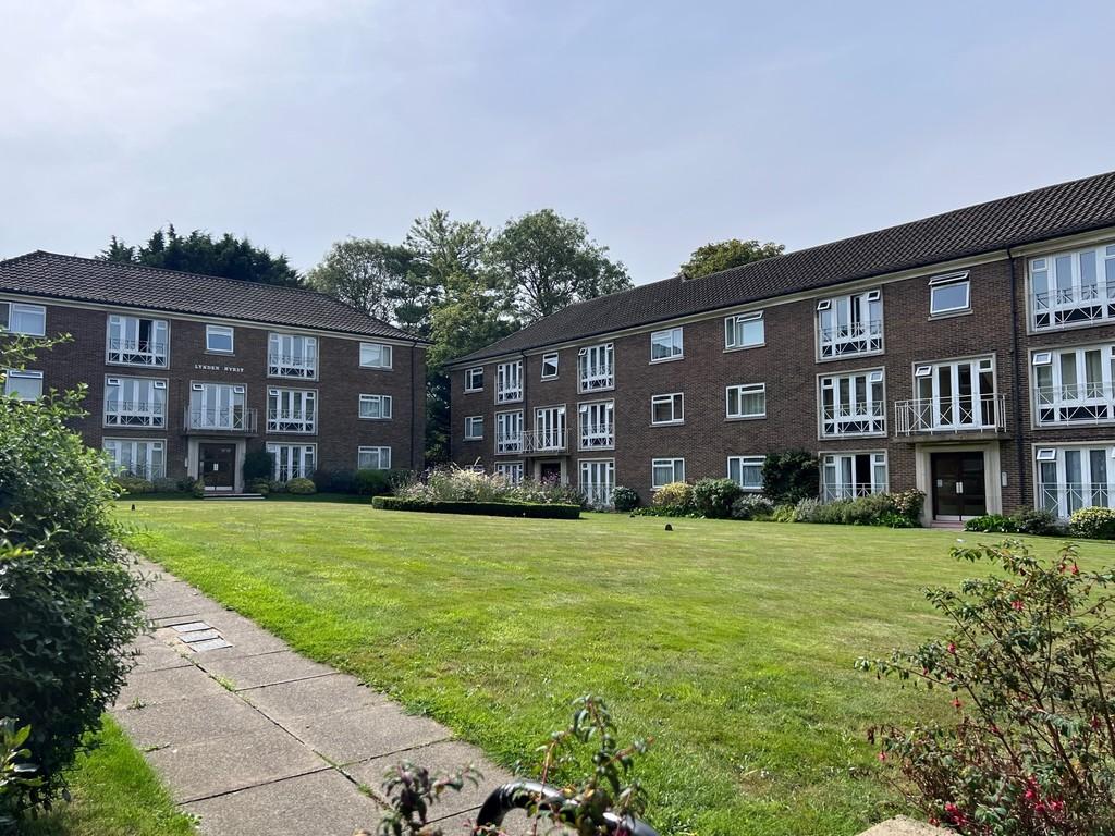 Lynden Hyrst, Addiscombe Road 2 bed apartment - £1,575 pcm (£363 pw)