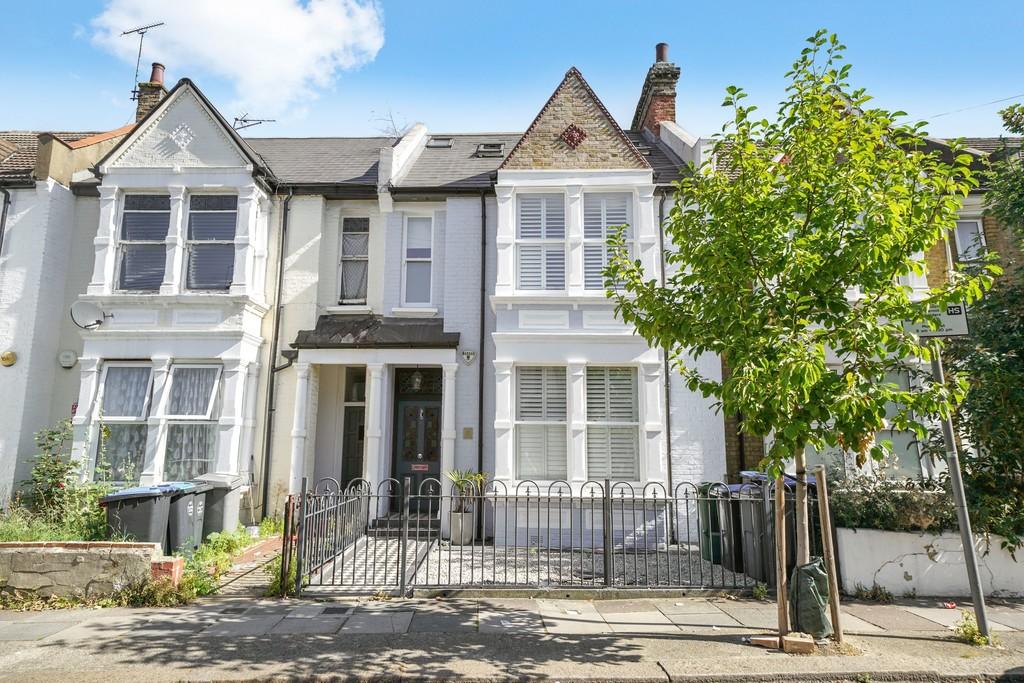 Minet Avenue, London 4 bed semi-detached house - £900,000