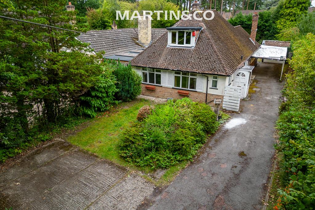 Finchampstead Road, Wokingham 4 bed detached bungalow for sale - £600,000