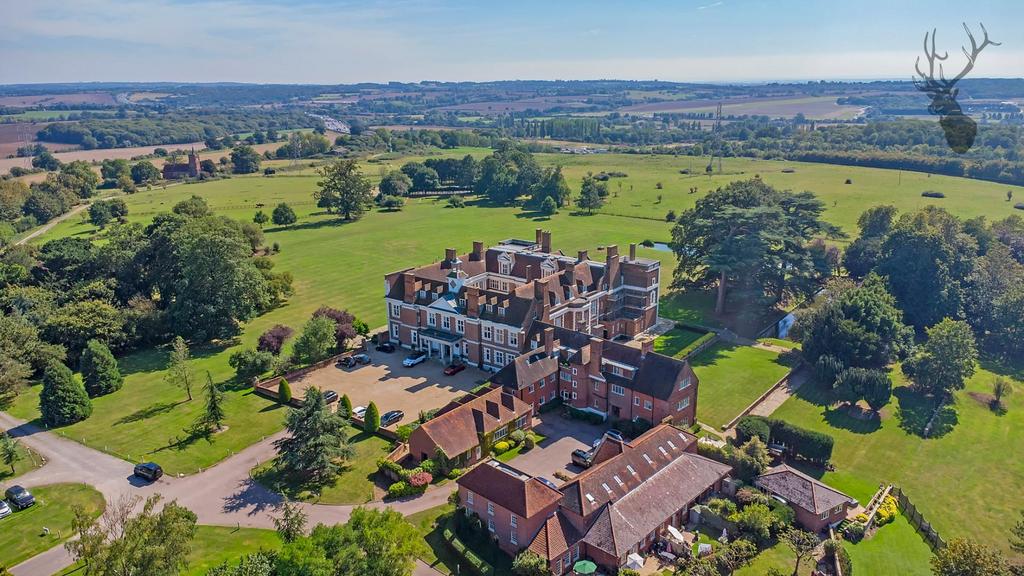 Hill Hall, Theydon Mount, Epping 3 bed apartment for sale - £875,000