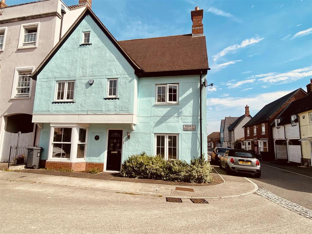 Peers Square, Chelmsford 4 bed house - £1,850 pcm (£427 pw)