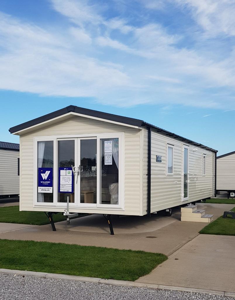 Hornsea East Riding of Yorkshire 2 bed static caravan - £44,995