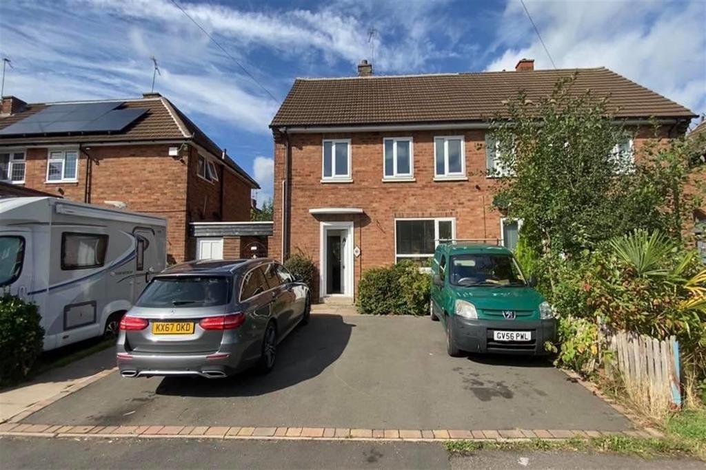 Bagridge Road, Wolverhampton 3 bed house - £995 pcm (£230 pw)