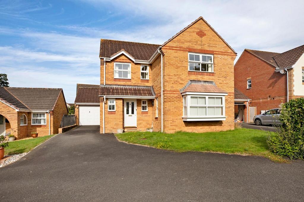 Mannings Meadow, Bovey Tracey, TQ13 4 bed detached house - £465,000