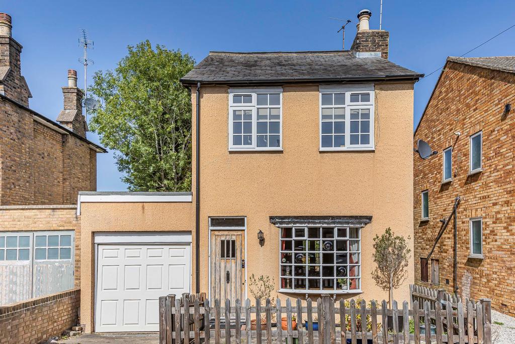 Thornton Road, Potters Bar, EN6 1JJ 3 bed detached house for sale - £ ...