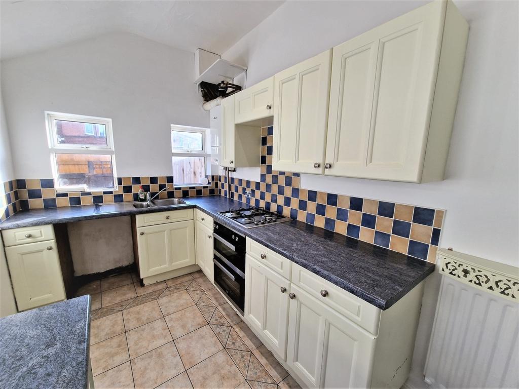 Laburnum Road, Redcar, TS10 3 bed house - £625 pcm (£144 pw)