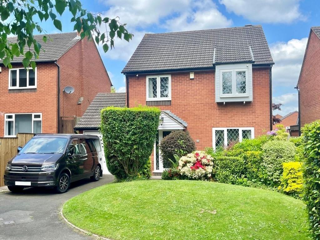 Salisbury Grove, Sutton Coldfield 3 bed detached house - £450,000
