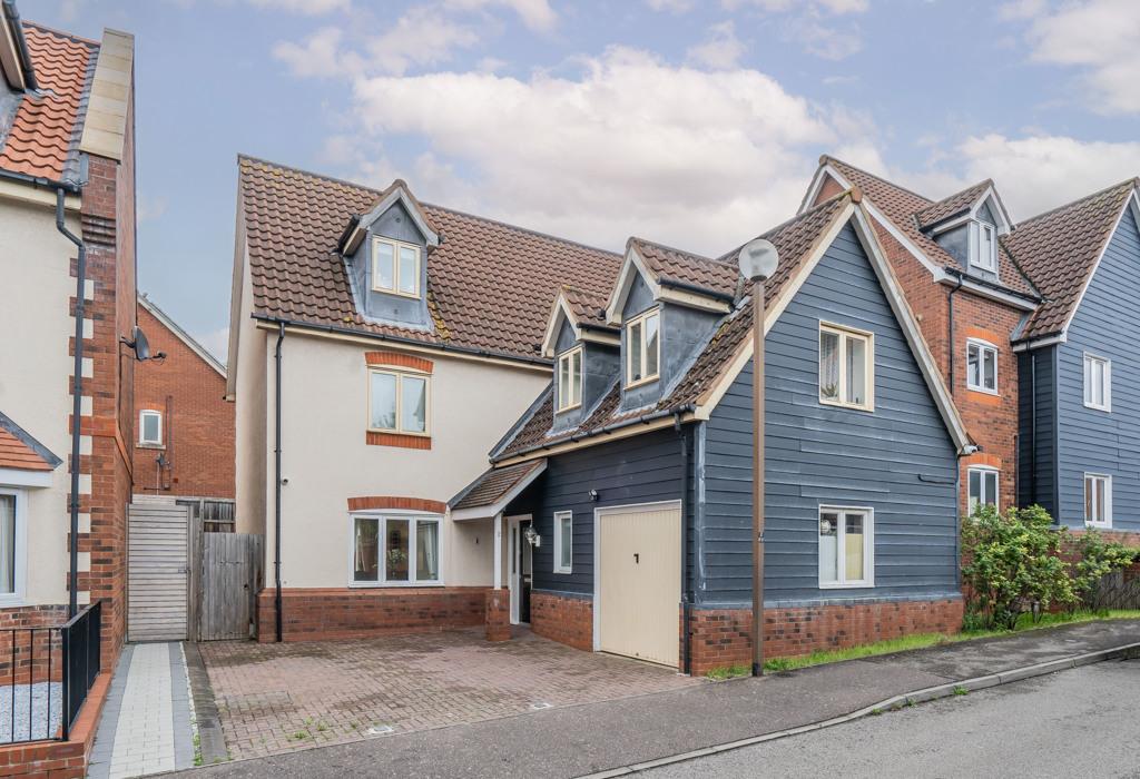 Foxley Place, Loughton, Milton Keynes 6 bed detached house for sale - £ ...