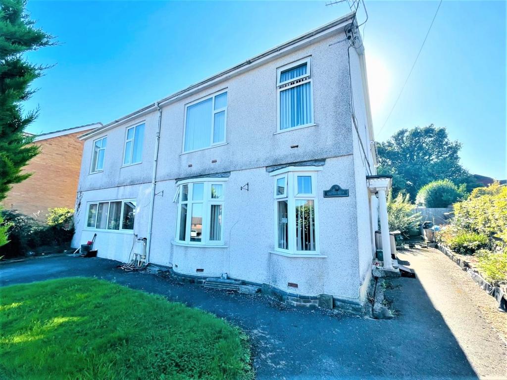 Heol Morlais, Llangennech, Llanelli 6 bed detached house for sale - £ ...