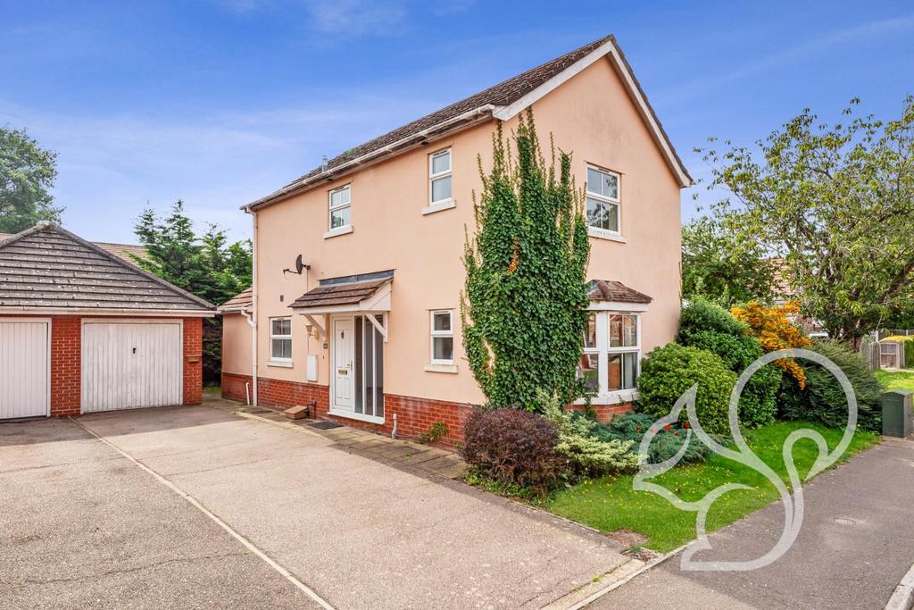 Maypole Green Road, Colchester 3 bed detached house - £325,000