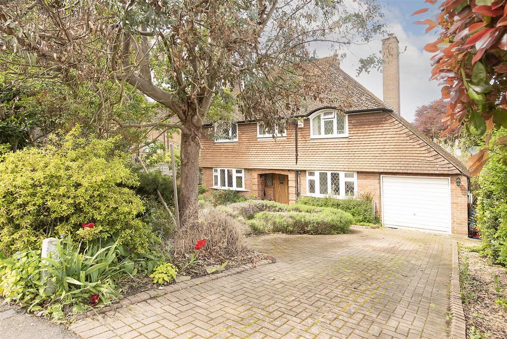Townsend Lane, Harpenden 3 bed detached house - £1,650,000
