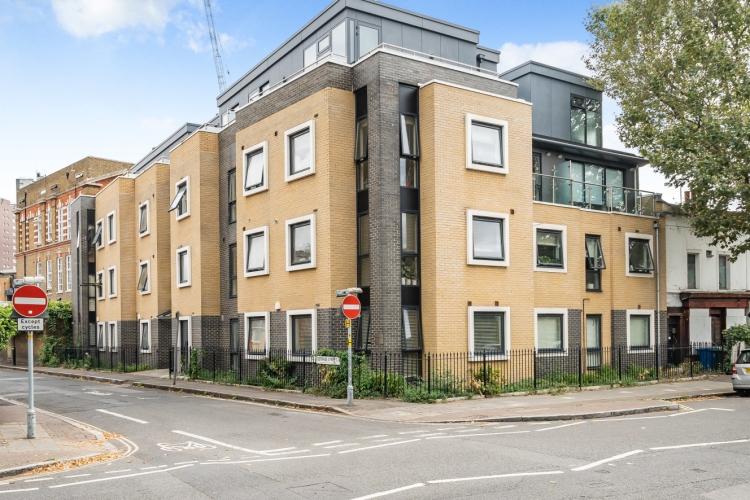 Gervase Street London SE15 2 bed apartment - £2,000 pcm (£462 pw)