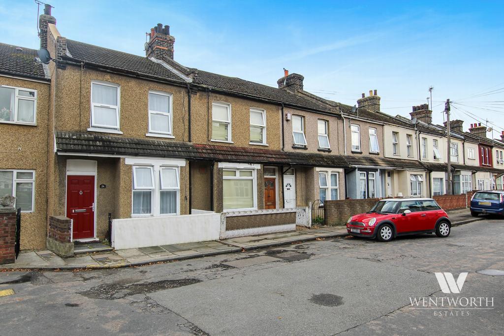 Angle Road, Grays, RM20 3 bed house for sale - £299,995