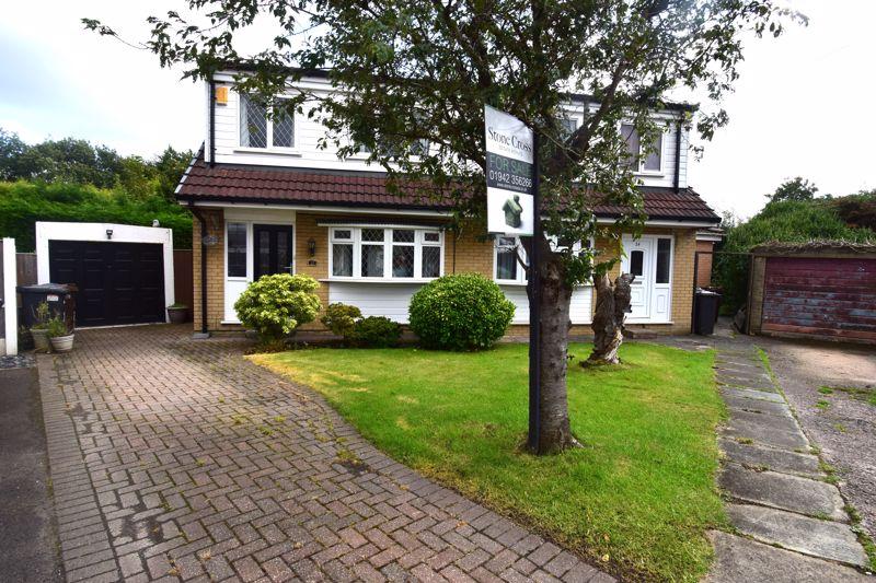 Ringley Avenue, Golborne 3 bed semi-detached house to rent - £1,050 pcm ...