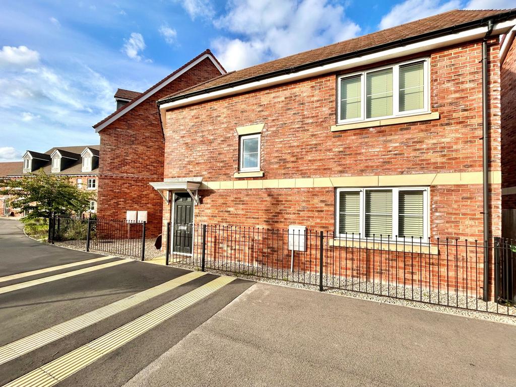 Grove, Wantage OX12 3 bed end of terrace house - £340,000