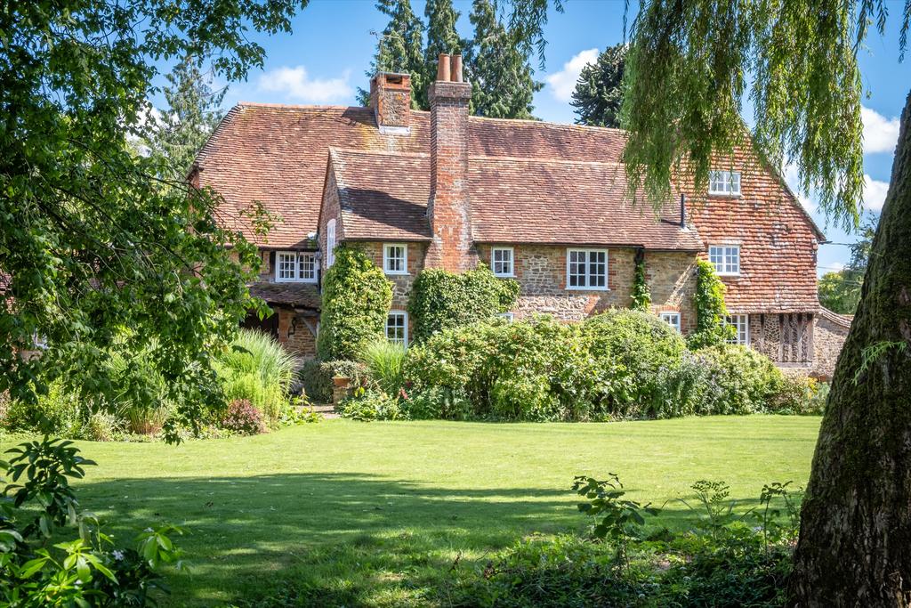 Headley Lane, Passfield, Liphook, Hampshire, GU30. 4 bed detached house ...