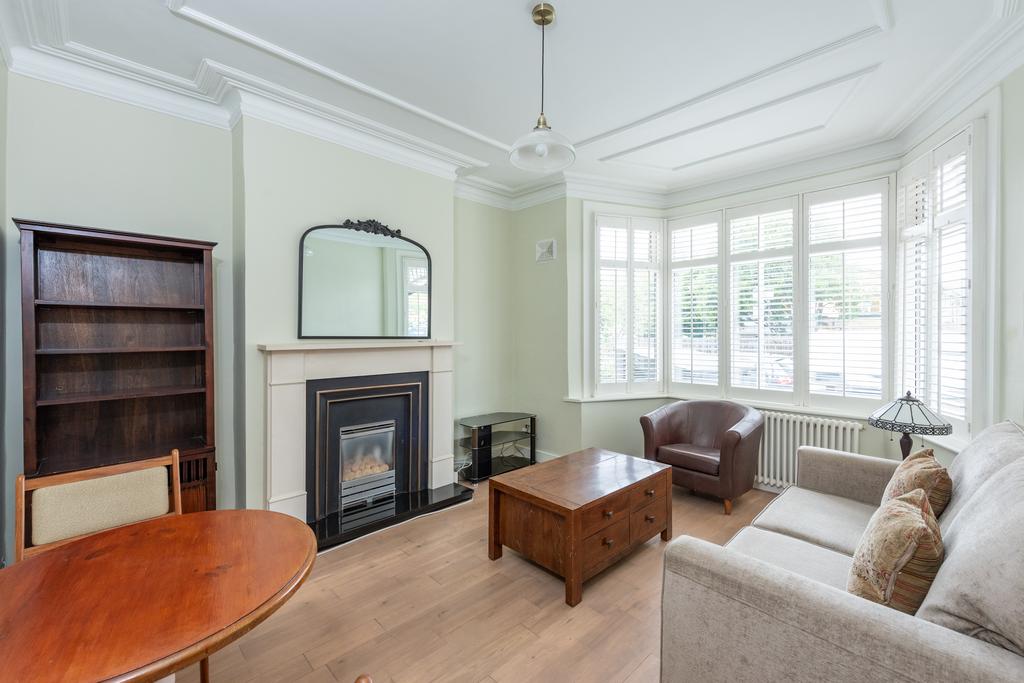 Rectory Lane, London SW17 1 bed flat to rent - £1,850 pcm (£427 pw)