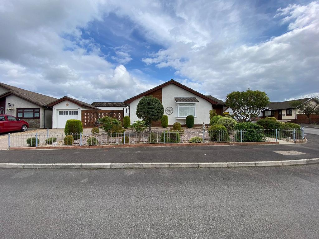 The Meadows, Cimla, Neath, Neath Port... 3 bed detached bungalow - £240,000