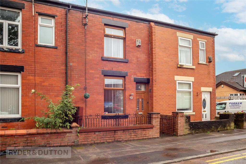 Nixon Street, Castleton, Rochdale... 2 bed terraced house - £140,000