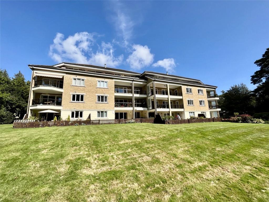 Balcombe Road, Poole, BH13 3 bed apartment - £800,000