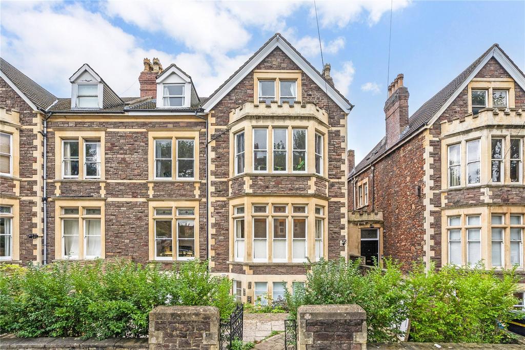 Chantry Road, Bristol, Somerset, BS8 3 bed apartment to rent - £3,500 ...
