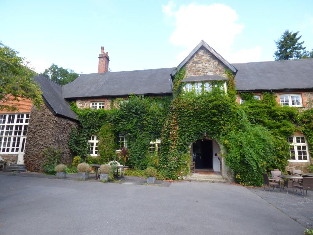 Edgemoor House, Bovey Tracey 1 bed in a house share - £625 pcm (£144 pw)
