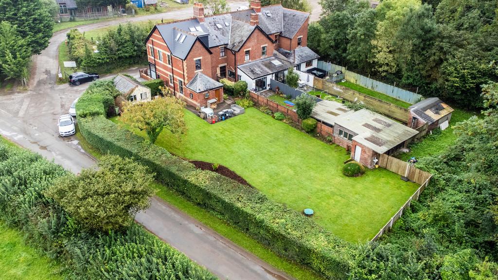 Station Terrace, Wenvoe 4 bed end of terrace house - £630,000