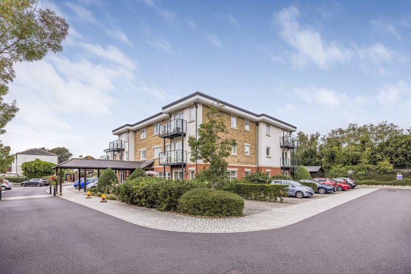 Drayton Lane, Portsmouth 2 bed retirement property - £275,000